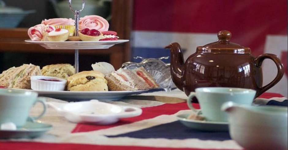 VE Day 80th Anniversary- themed Tea Dance - Lisburn - Lisburn and ...